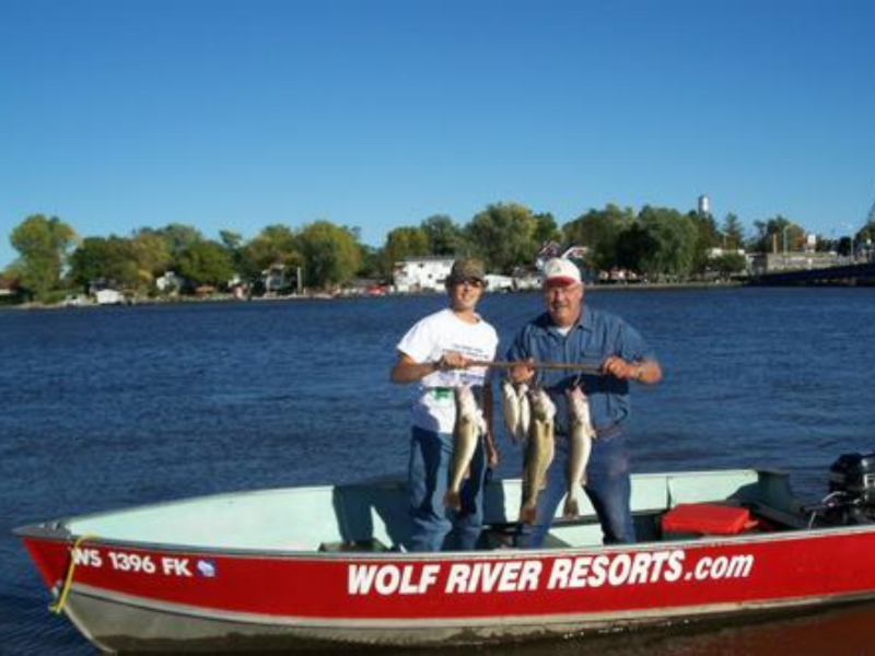 Wolf River House Resorts